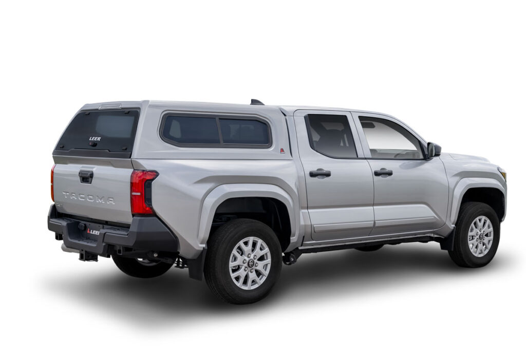 100XR Truck Cap Camper Shell - Leer